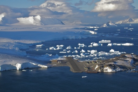 Winter Roads, Travel on Ice, Snow Drifting and Permafrost - EGM Heritage